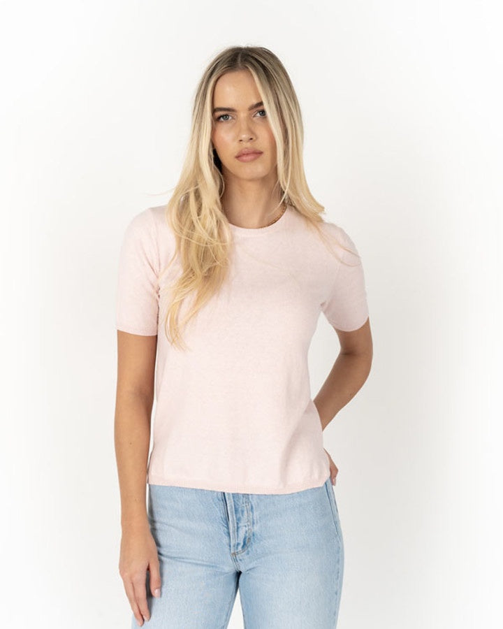 Kiki Tee Soft Pink – Brave and Be